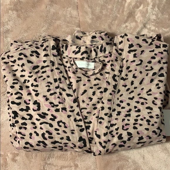 Jessica Simpson | Intimates & Sleepwear | Jessica Simpson Robe | Poshmark